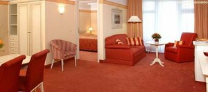 Si-Suites (Plieninger Straße No:101, Stuttgart, Stadt Stuttgart), otel  Baden‑Wurttemberg'den