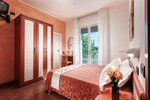 Hotel Garden (Emilia-Romagna, Rimini, Bellaria-Igea Marina, Via Ovidio Nasone Publio, 42), otel  Emilia‑Romagna'dan
