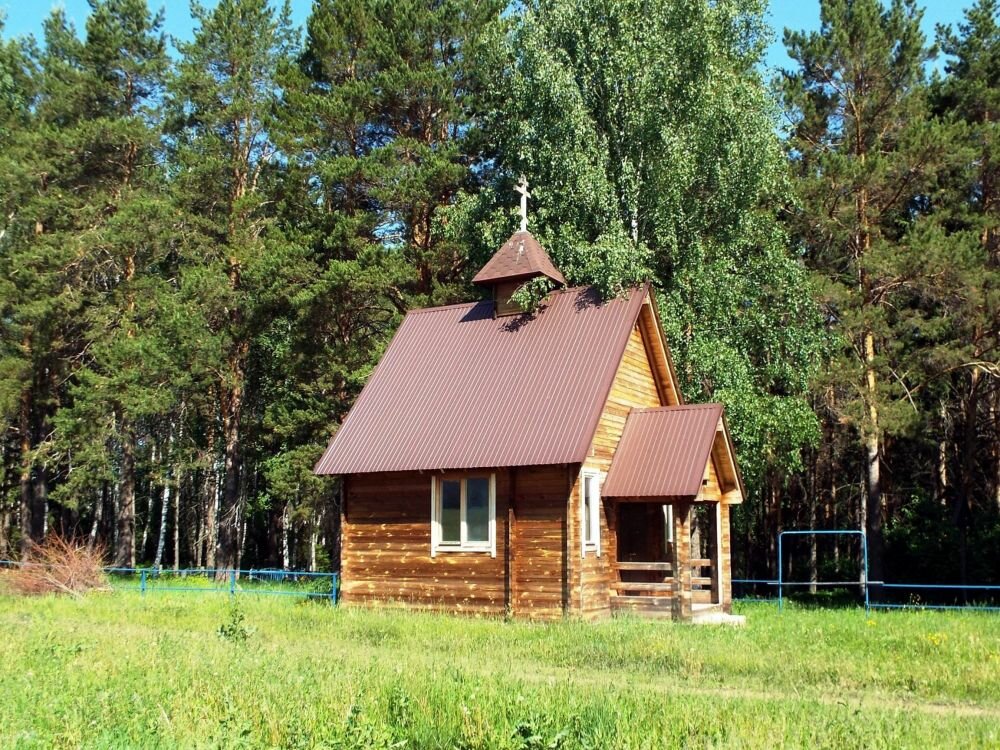 Şapel, haç anıtı Часовня Леонида, епископа Марийского, Tataristan, foto