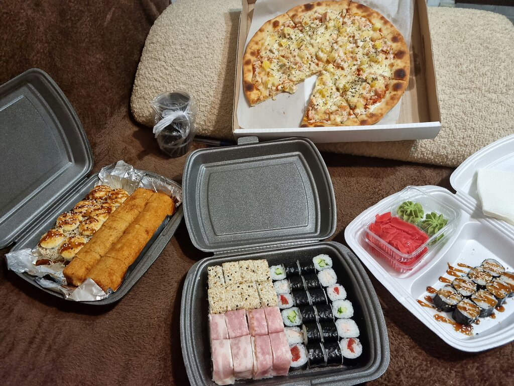 Suşi restoranı Sakura, Sarapul, foto