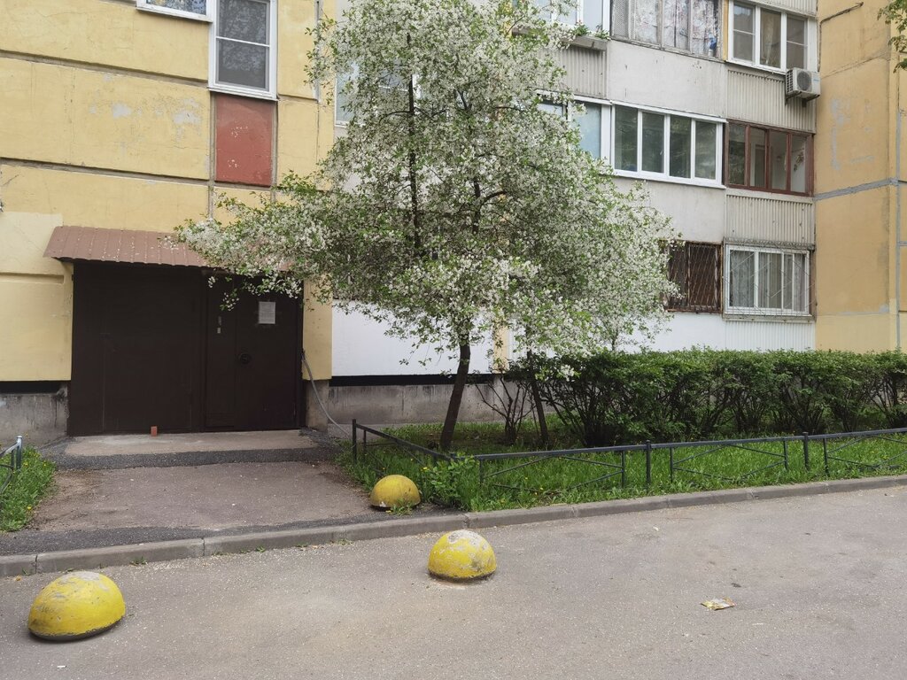 Bina, site yönetimi TSZh Nash dom 32-2, Saint‑Petersburg, foto
