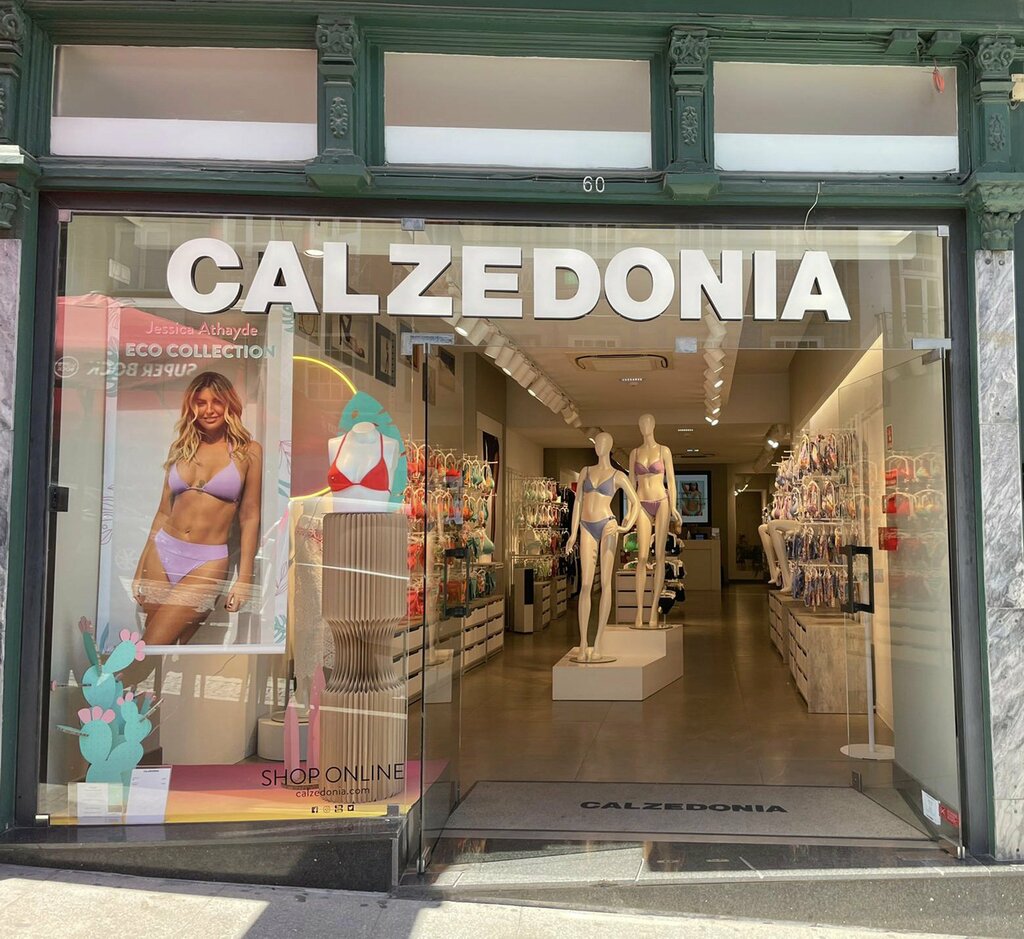 Giyim mağazası Calzedonia, Porto, foto