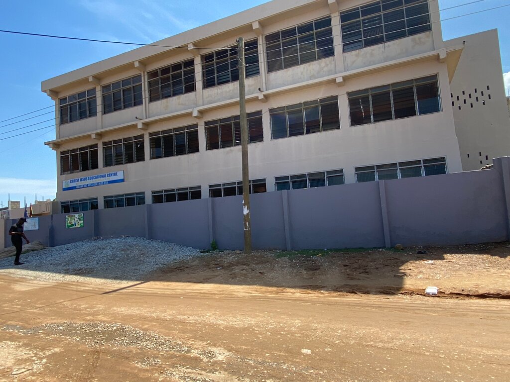 Meslek kursu Christ Jesus Educational Centre, Akra, foto