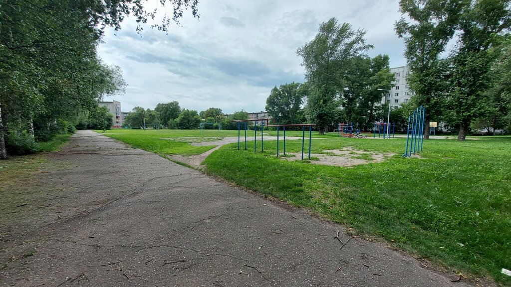 Stadyum Стадион школы № 79, Novokuznetsk, foto