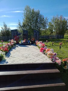 Воинам, павшим в годы Великой Отечественной войны (Archangel Region, Ustyanskiy munitsipalny okrug, posyolok Studenets), anıt, heykel  Arhangelskaya oblastından