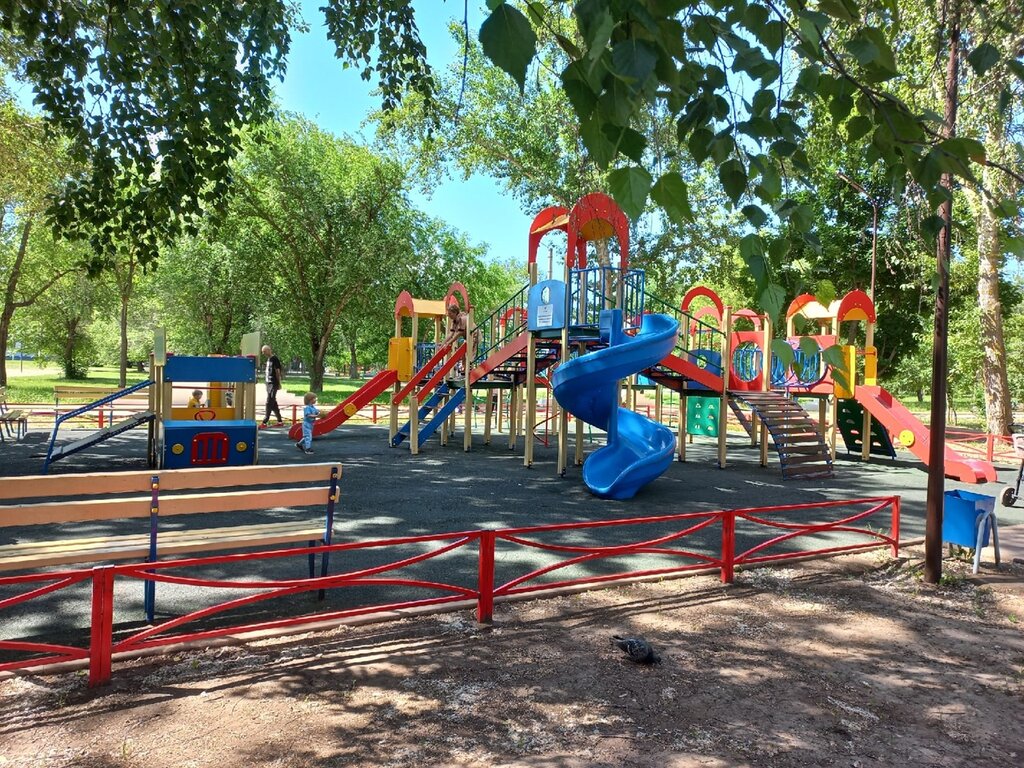 Oyun alanı Playground, Otradny, foto