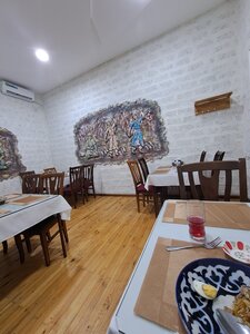 Besh Qozon (No:3B, Sergeli District, Sergeli-VIII dahasi), restoran  Taşkent'ten