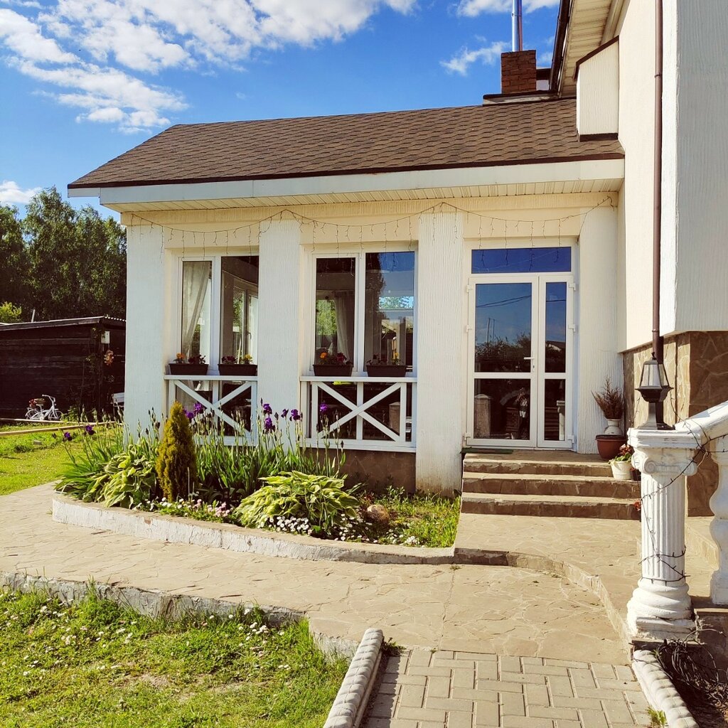 Kültürel etkinlikler için kiralık alanlar Terrasa White Villa, Minskaya oblastı, foto