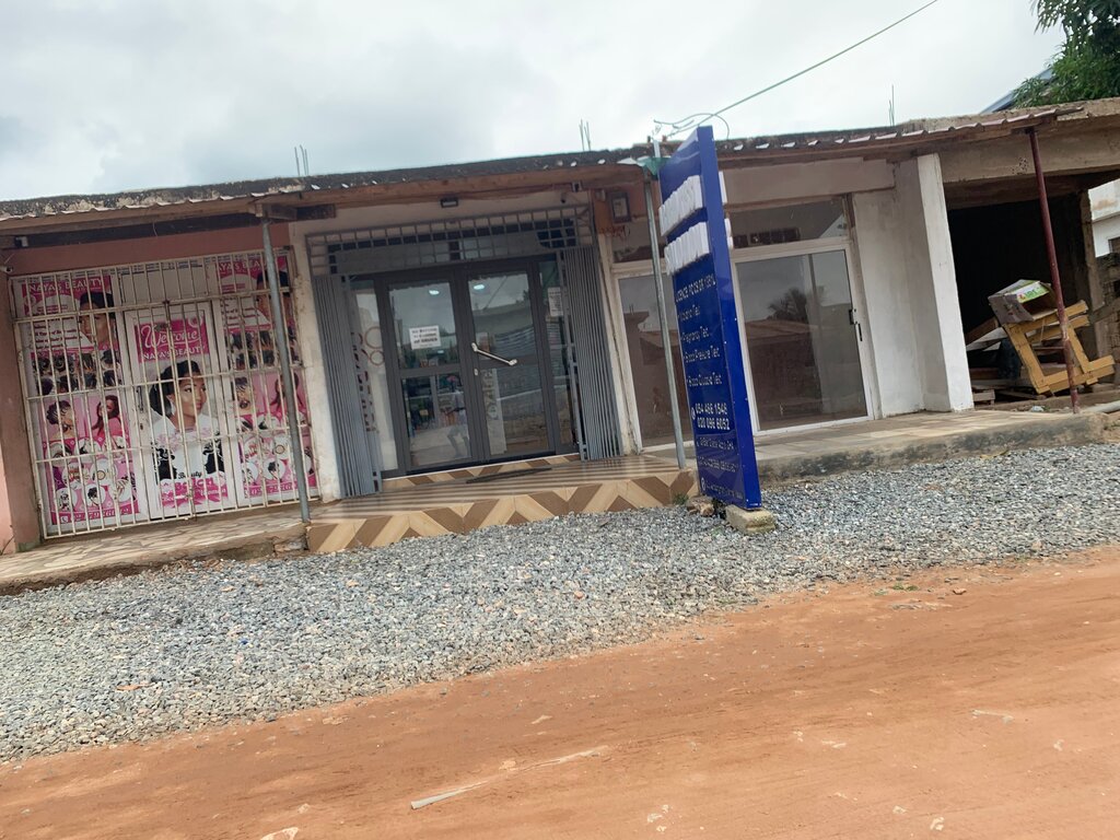 Eczaneler Ababio Kissi Solomon, Dünya, foto