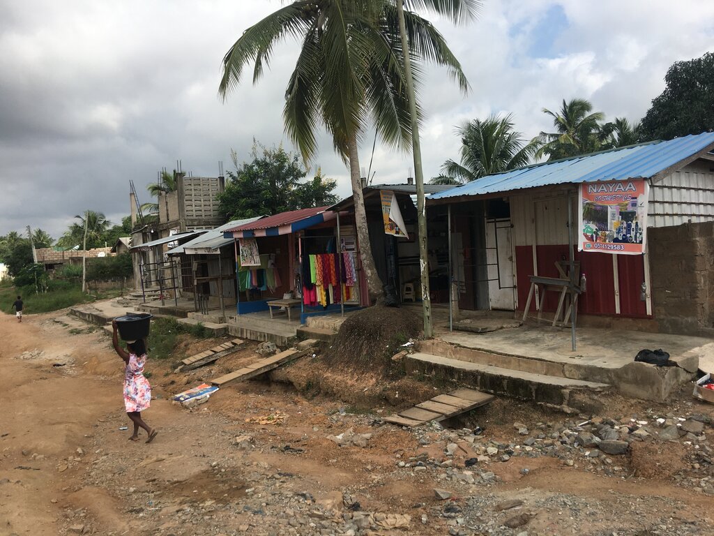 Kozmetik ve parfümeri mağazaları Naayaa cosmetics, Dünya, foto