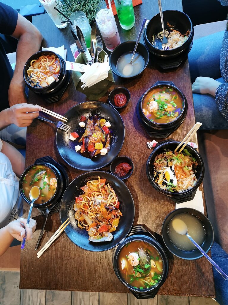 Restoran Momo Chicken rest, Saint‑Petersburg, foto