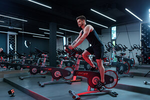 World Class (Revolyutsionnaya Street No:39/2), fitness kulüpleri  Ufa'dan
