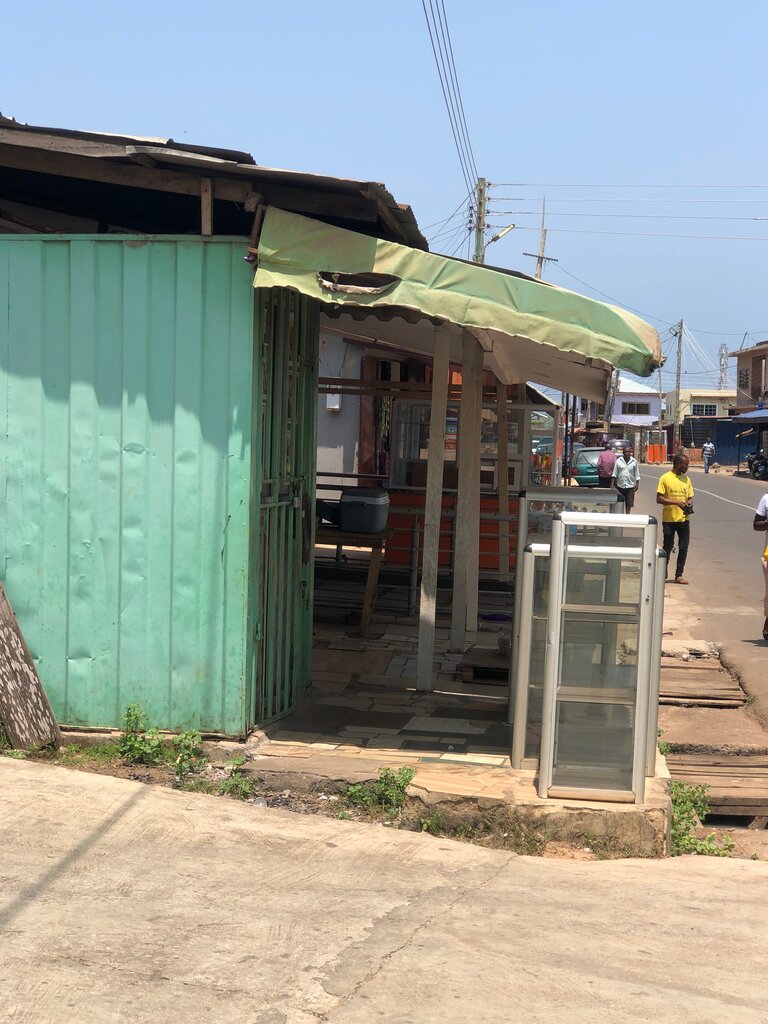 Güzellik salonu Class of Sadis, Akra, foto