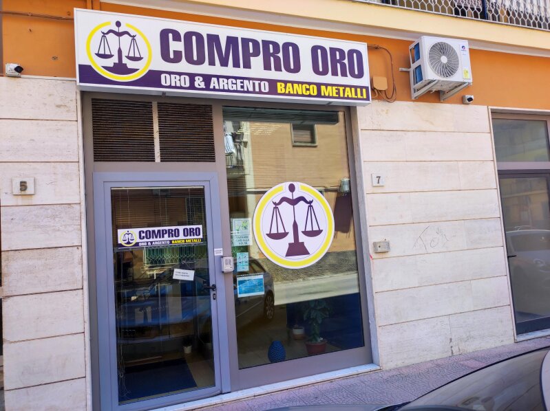 Kuyumcu atölyeleri Compro Oro & Argento Banco Metalli sulla Srl, Crotone, foto