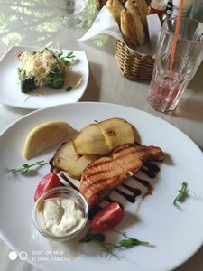 Malibu (Алупкинское шоссе No:19Д, посёлок городского типа Гаспра), kafe  Kırım Cumhuriyeti'nden