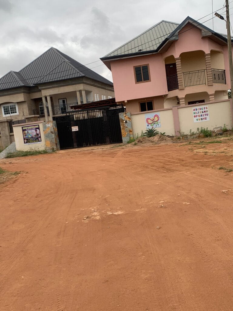 Anaokulları Just Like Me Day Care, Dünya, foto