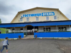 Автокемпинг-Караван (Irkutsk Region, Nizhneudinskiy rayon, R-255 Sibir, 1414-y kilometr), otel  İrkutskaya oblastından