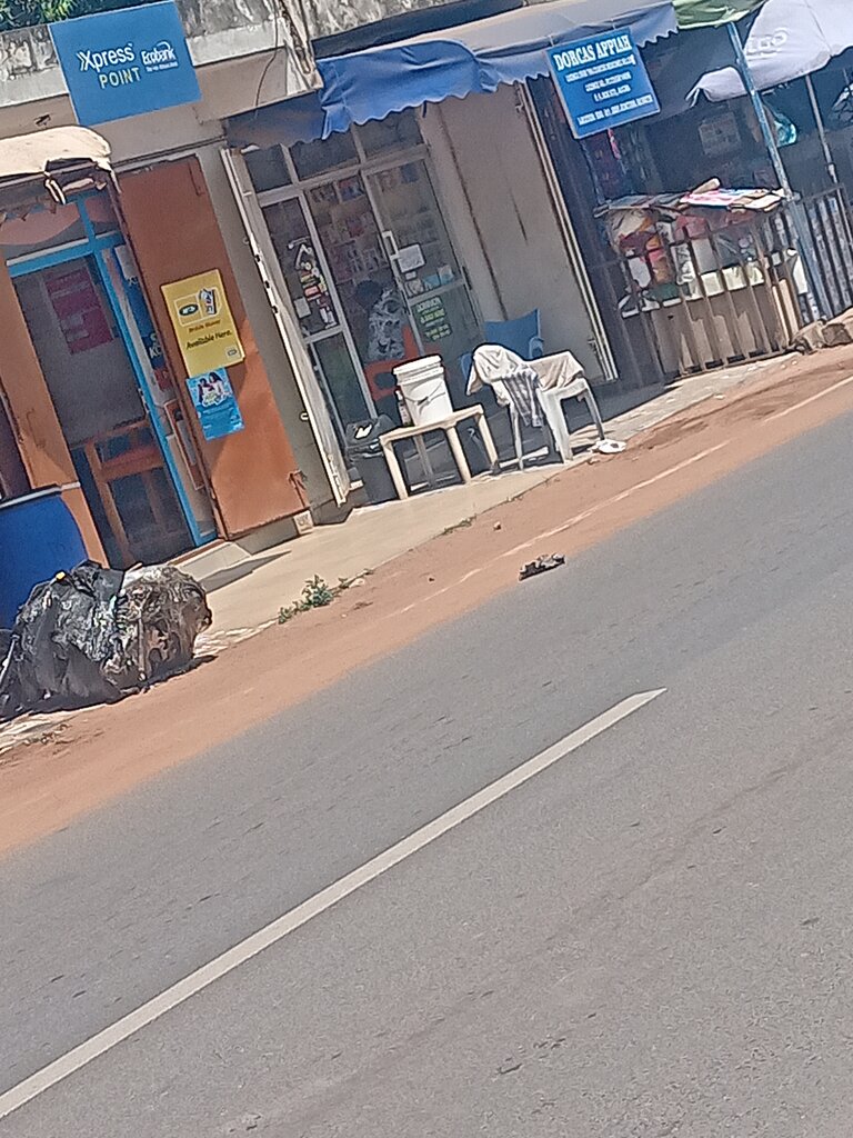 Tıp merkezleri ve klinikler Dorcas appiah chemical shop, Akra, foto