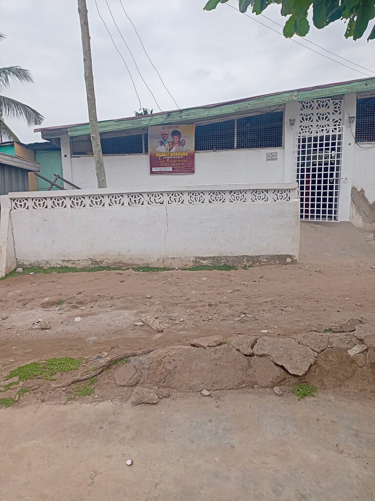 Ortodoks kiliseleri Chosen family chirch International, Akra, foto