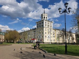 Дом со шпилем (Krasnoarmeyskaya Street No:18), turistik yerler  Orehovo‑Zuyevo'dan