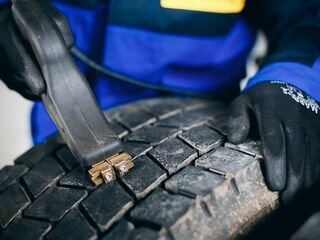 Oto lastik tamiri Truck tire fitting Spec, Çeliabinsk, foto