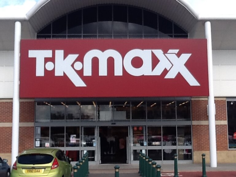 Büyük mağazalar Tk Maxx, İngiltere, foto