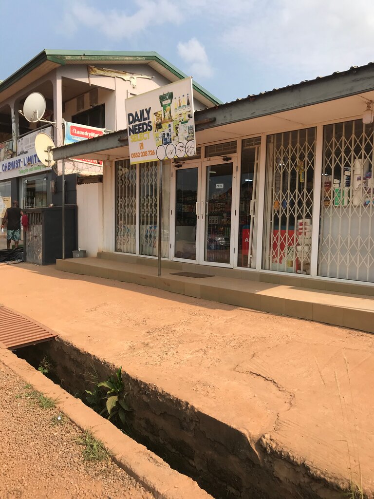 i̇ş merkezi Daily Needs Select, Madrid, foto