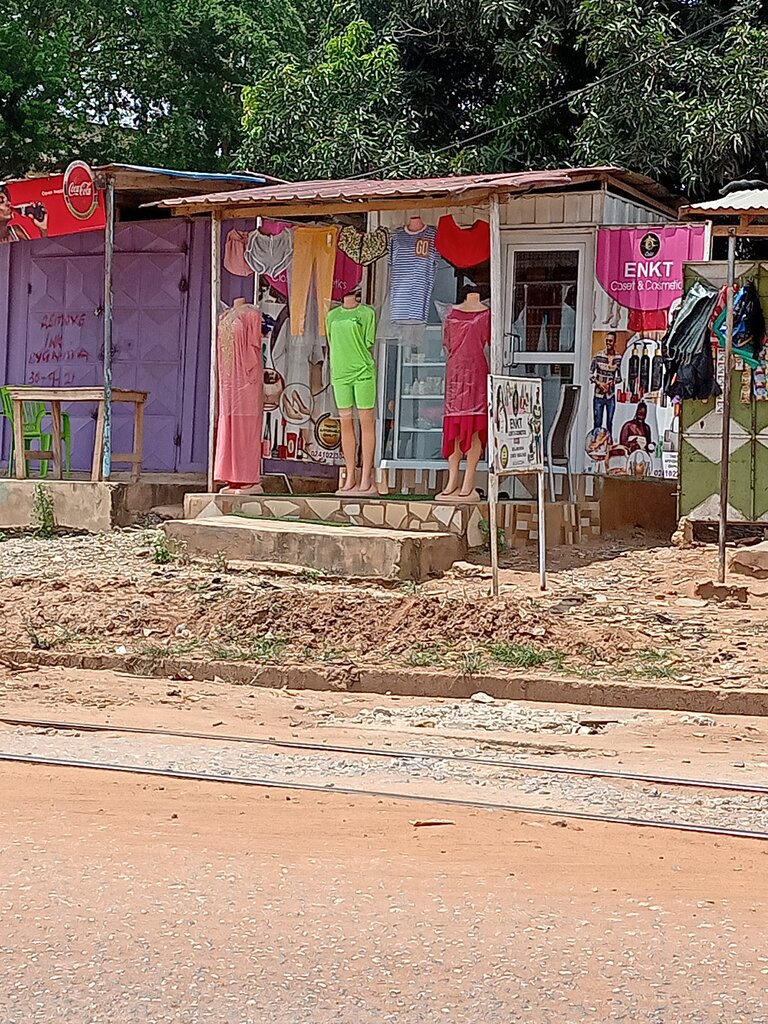 Kozmetik ve parfümeri mağazaları Enkt closet & Cosmetic, Dünya, foto