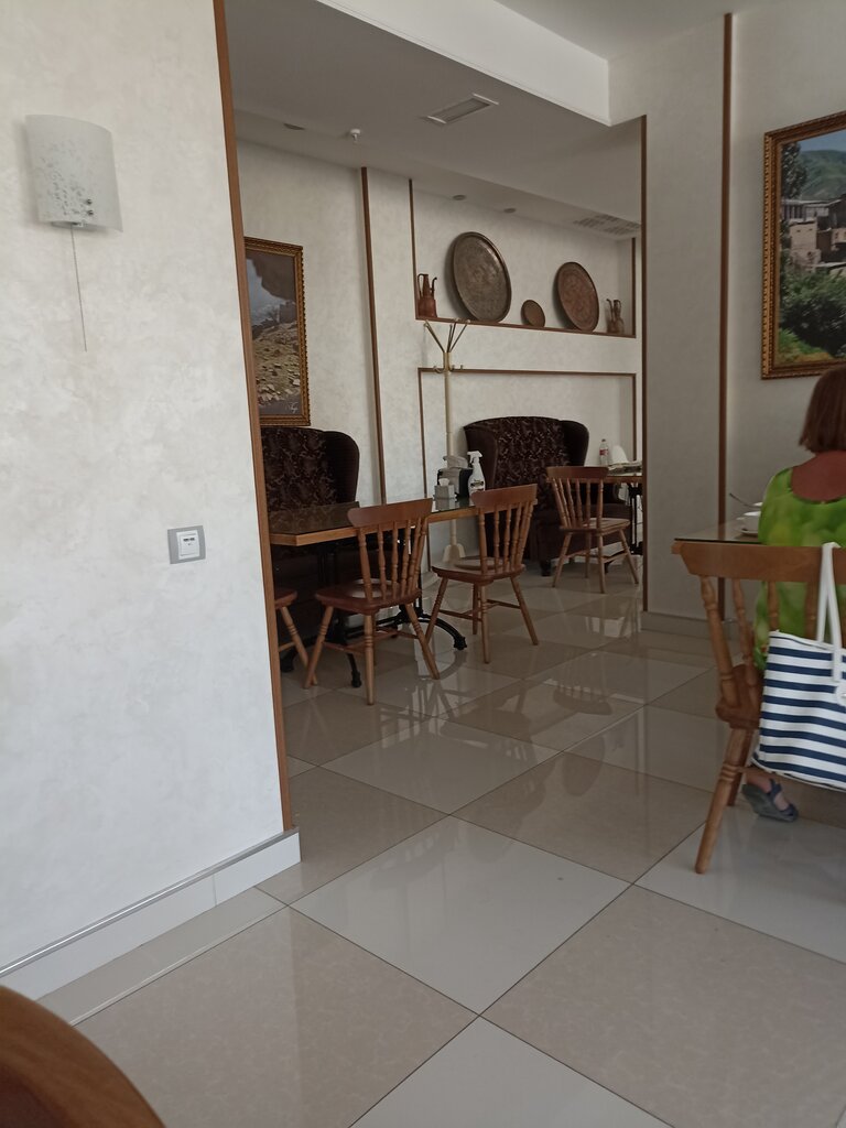 Kafe Kyhak, Kaspiysk, foto