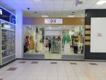 Potis & Verso (Yubileynaya Street No:40), giyim mağazası  Tolyatti'den (Togliatti'den)