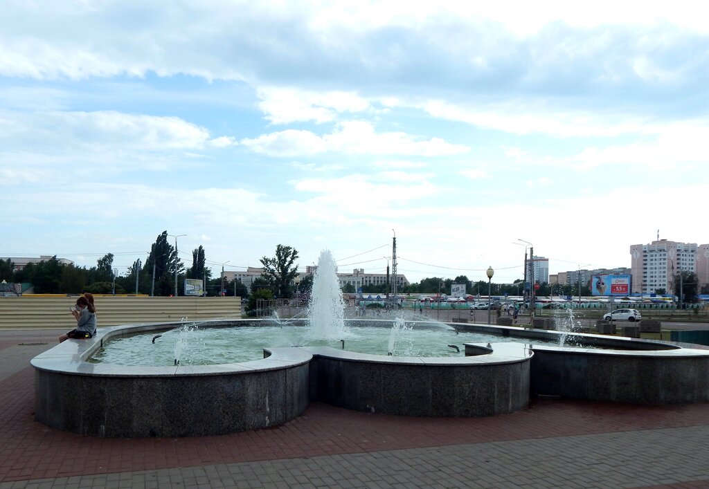 Çeşme Fountain, Gomel, foto