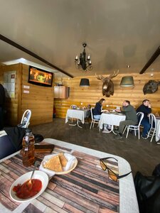Istok (Jurievskoe Highway No:18, Velikiy Novgorod), kafe  Velikiy Novgorod'dan