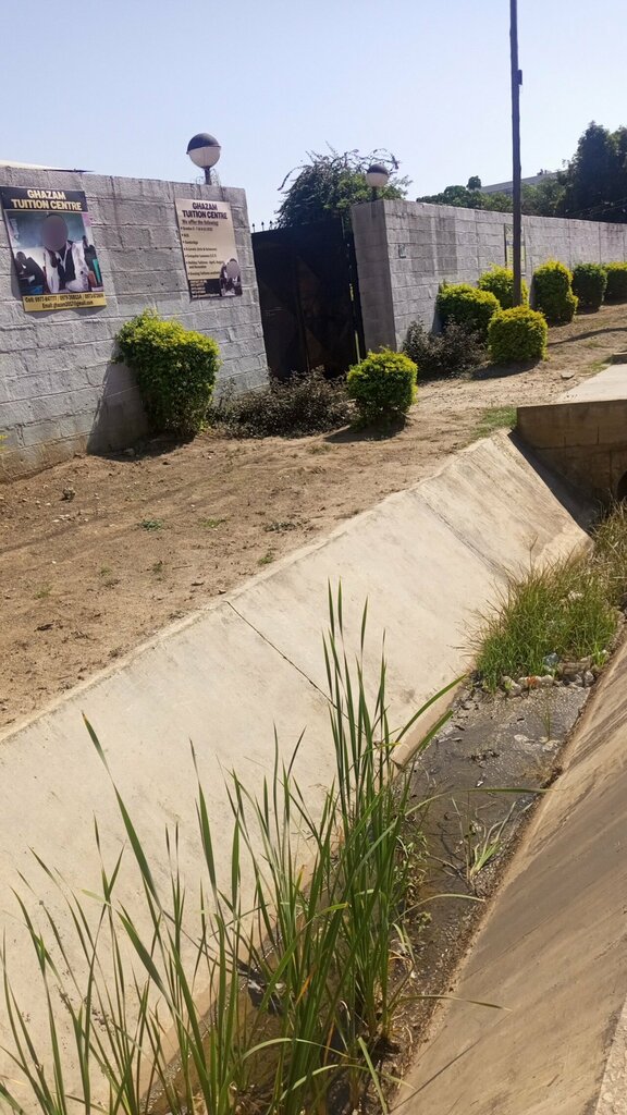 Eğitim merkezleri Ghazam Tuition Centre, Lusaka, foto