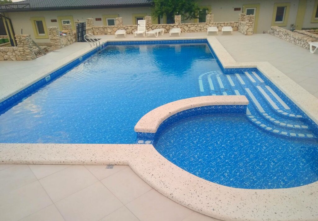 Havuz ve su parkı inşaatı ve ekipmanları Construction of swimming pools, Krasnodar, foto