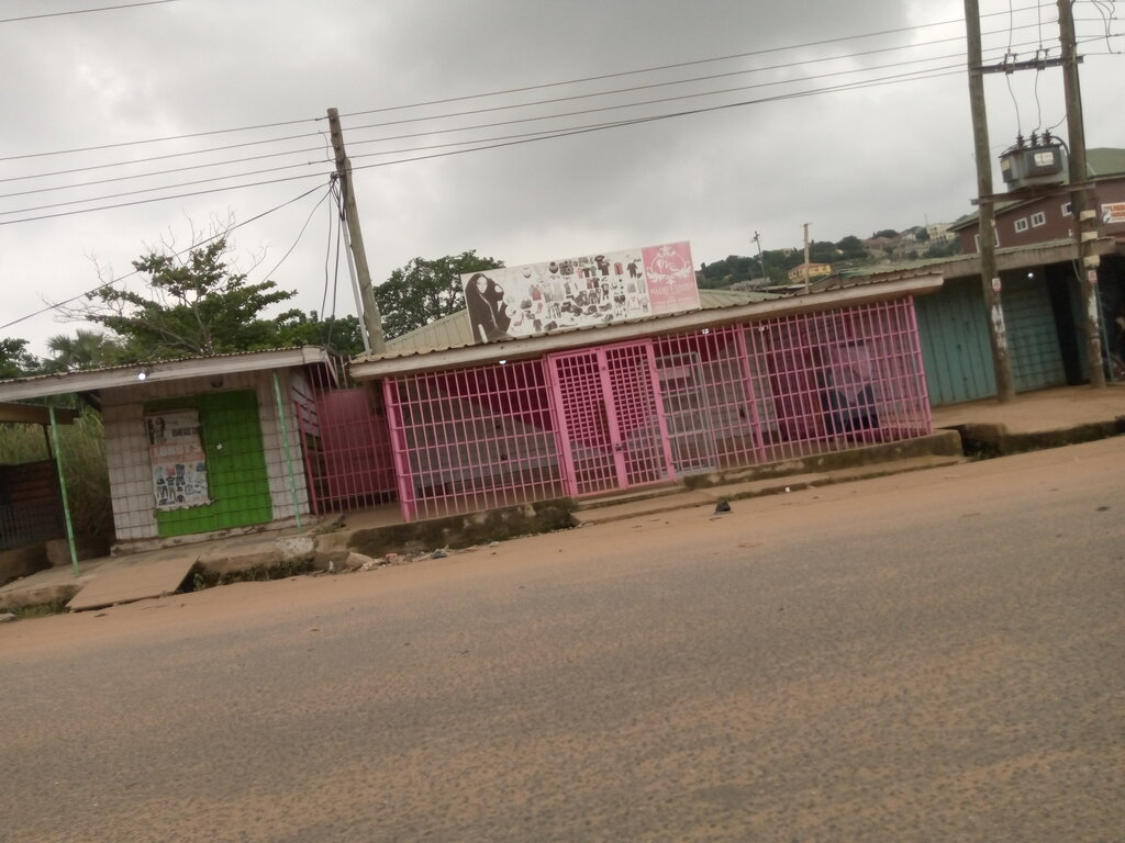 Güzellik salonu Maames unisex, Dünya, foto