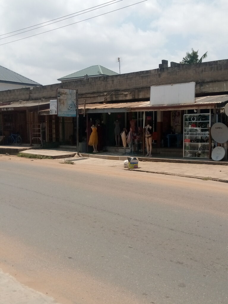 Giyim mağazası Ridamat, Dünya, foto