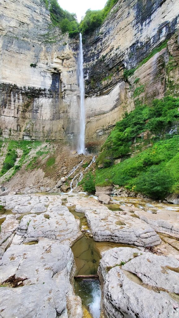 Şelale Kinchkha Waterfall, , foto