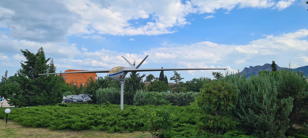 Teknoloji anıtı Планер А-11, Kırım Cumhuriyeti, foto