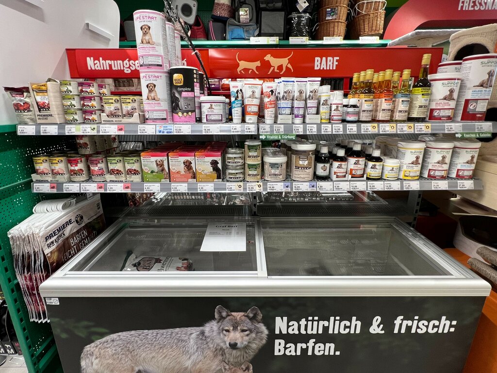 Petshop Fressnapf Gunzenhausen, Bavyera, foto