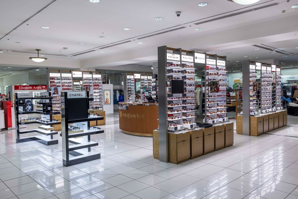 Giyim mağazası Sunglass Hut Myer Chatswood, Sidney, foto