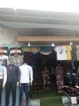 Boutique d'habillement homme Global ciry (Brazzaville, Commune de Talangaï, Avenue Marien Ngouabi), tapu ve kadastro  Brazzaville'den