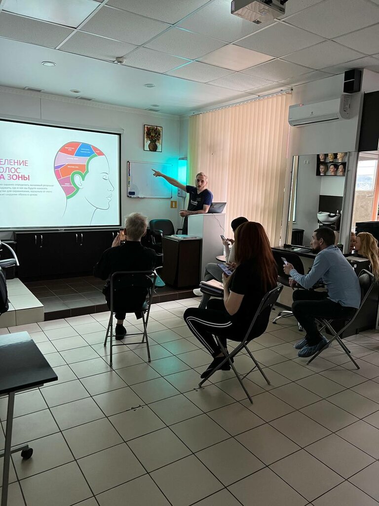 Kuaför meslek eğitimi Эльстудио, Stavropol, foto