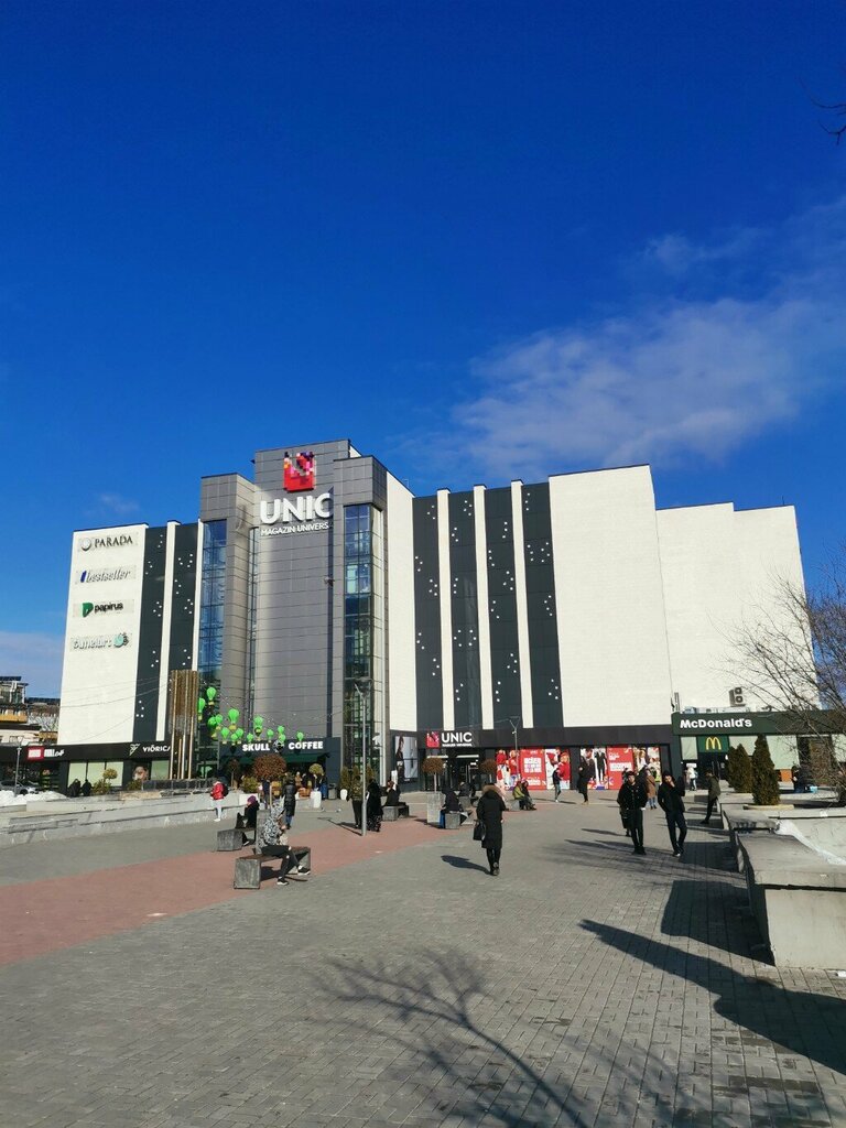 Giyim mağazası Eleganse, Kişinev, foto