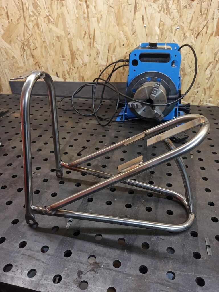 Kaynak işleri SteelChertog, Moskova, foto