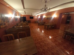 Premiere (Aviasozlar passage 2 No:5), restoran  Taşkent'ten