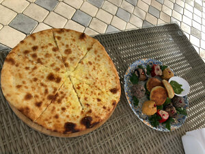 Magnolia (Shota Rustaveli Street No:2), restoran