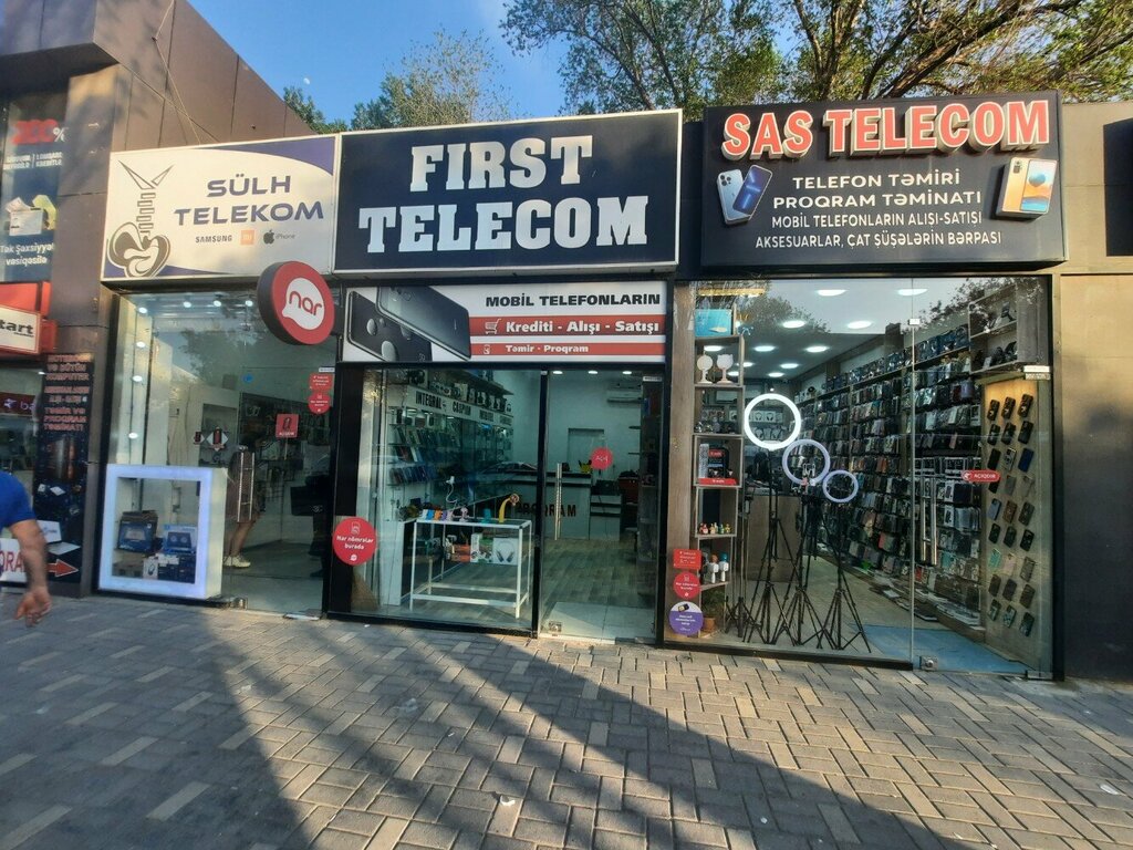 Cep telefonu aksesuarları Sulh telekom, Sumgayıt, foto