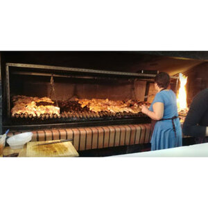 Rotisería El Fogón (Chubut, Departamento de Escalante, Ciudad de Comodoro Rivadavia), restoran  Comodoro Rivadavia'dan