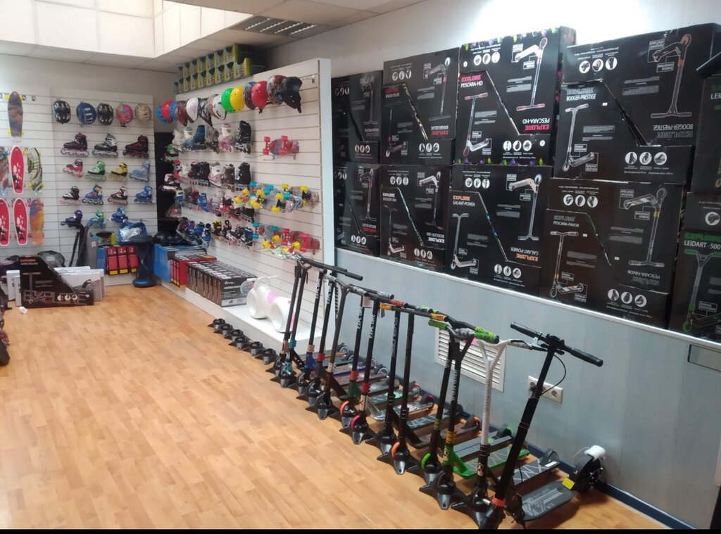 Scooter, denge bisikleti mağazası Rezone, Moskova, foto