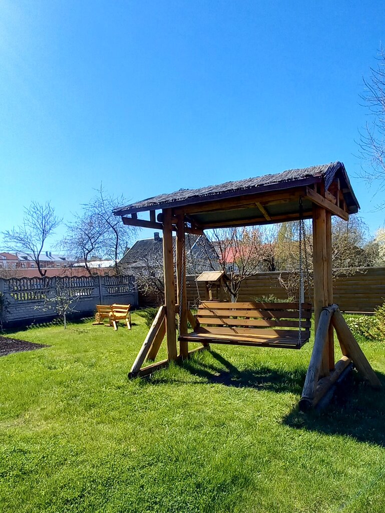 Otel Agrousadba u Leonida, Nesvizh, foto